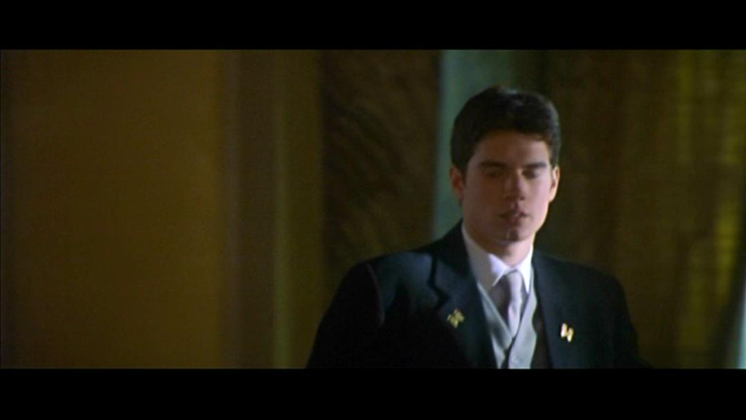 DVD Screen Captures - vendetta-laguna 01134 - Mr. Cavill Photo Gallery