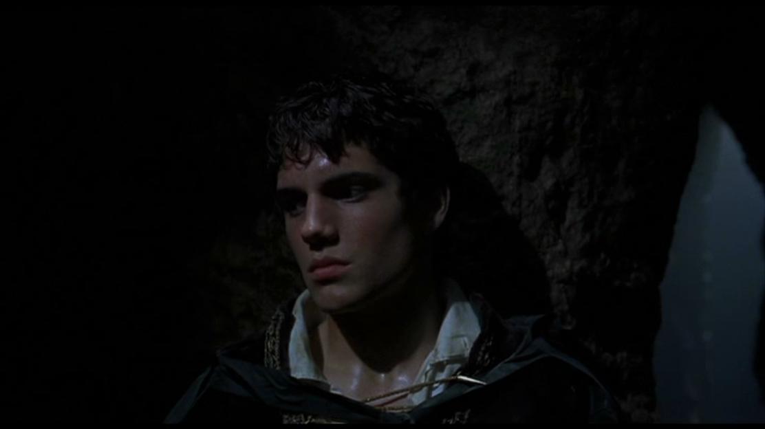 Movie Screencaptures - NDVD 187 - Mr. Cavill Photo Gallery