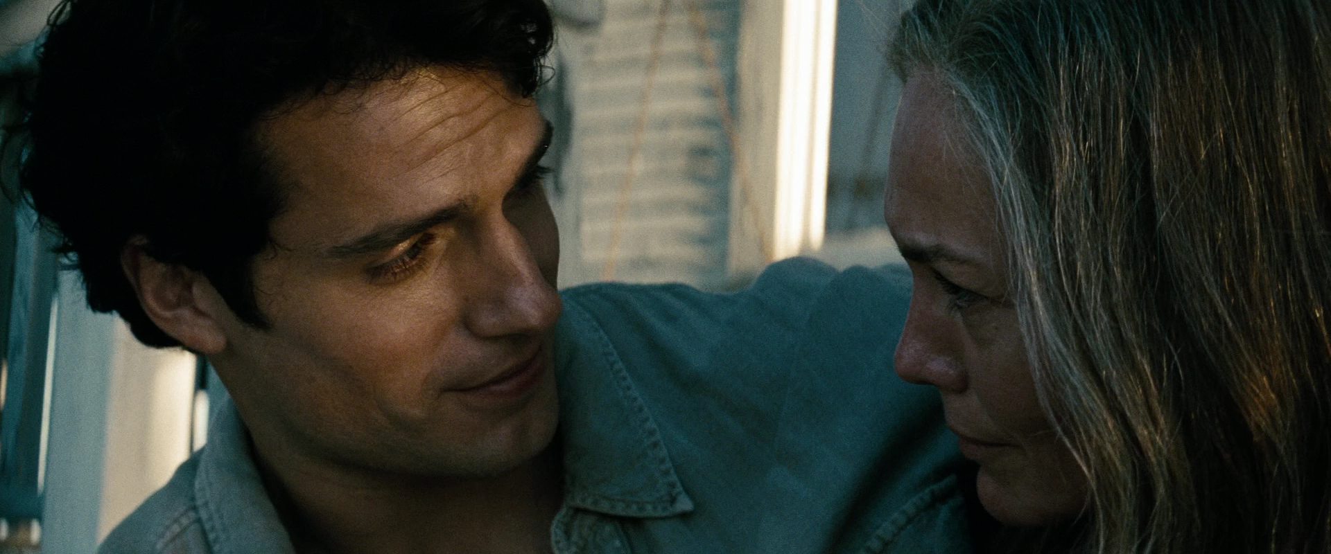 Blu-Ray Screen Captures - 0493 - Mr. Cavill Photo Gallery
