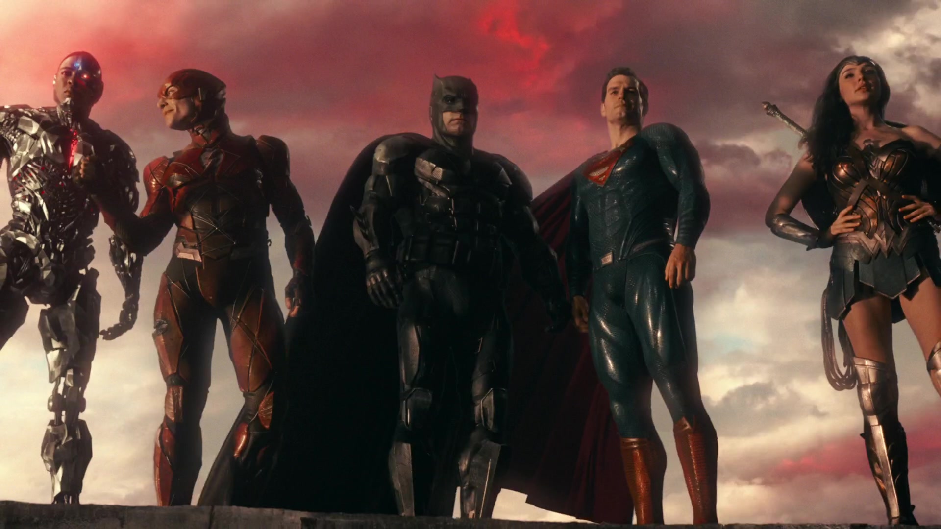 Screen Captures - JusticeLeague 253 - Mr. Cavill Photo Gallery