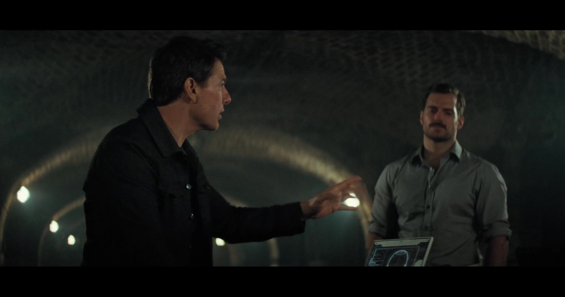 Screen Captures - MissionImpossibleFallout 478 - Mr. Cavill Photo Gallery